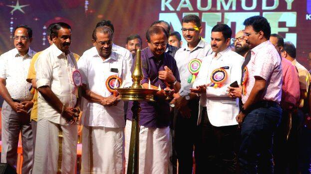 മാദ്ധ്യമപ്രവർത്തകർ പത്രാധിപരുടെ ജീവചരിത്രം പഠിക്കണം: വി.മുരളീധര ...