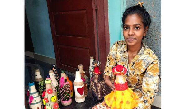 കൈകളുടെ വൈകല്യം മനക്കരുത്തിനെ തൊട്ടില്ല; വരയും എഴുത്തും കരാട്ടെയുമടക്കം ...