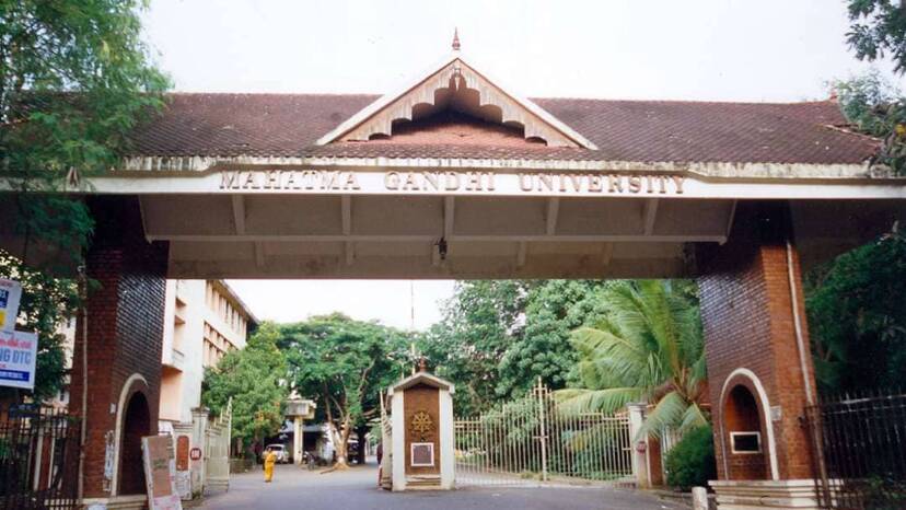 എം.ജിയിലെ സർട്ടിഫിക്കറ്റ് കാണാതായസംഭവം: രണ്ട് പേർക്ക് സസ്പെൻഷ ... എം.ജിയിലെ സർട്ടിഫിക്കറ്റ് കാണാതായസംഭവം: രണ്ട് പേർക്ക് സസ്പെൻഷ ...