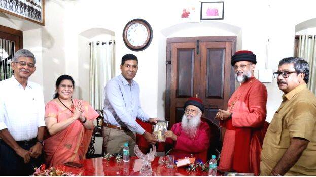 'ഞാനോ' പ്രകാശിതമായി; സ്ത്രീപക്ഷ കാഴ്ചപ്പാടിന് പ്രാധാന്യമുണ്ട് മാ ...