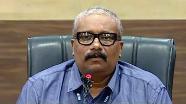 കേര വാർത്ത ചോർന്നതിന് പിന്നാലെ ഡോ. ബി അശോകിനെ മാറ്റി, ടിങ്കു ബി സ്വാ ...